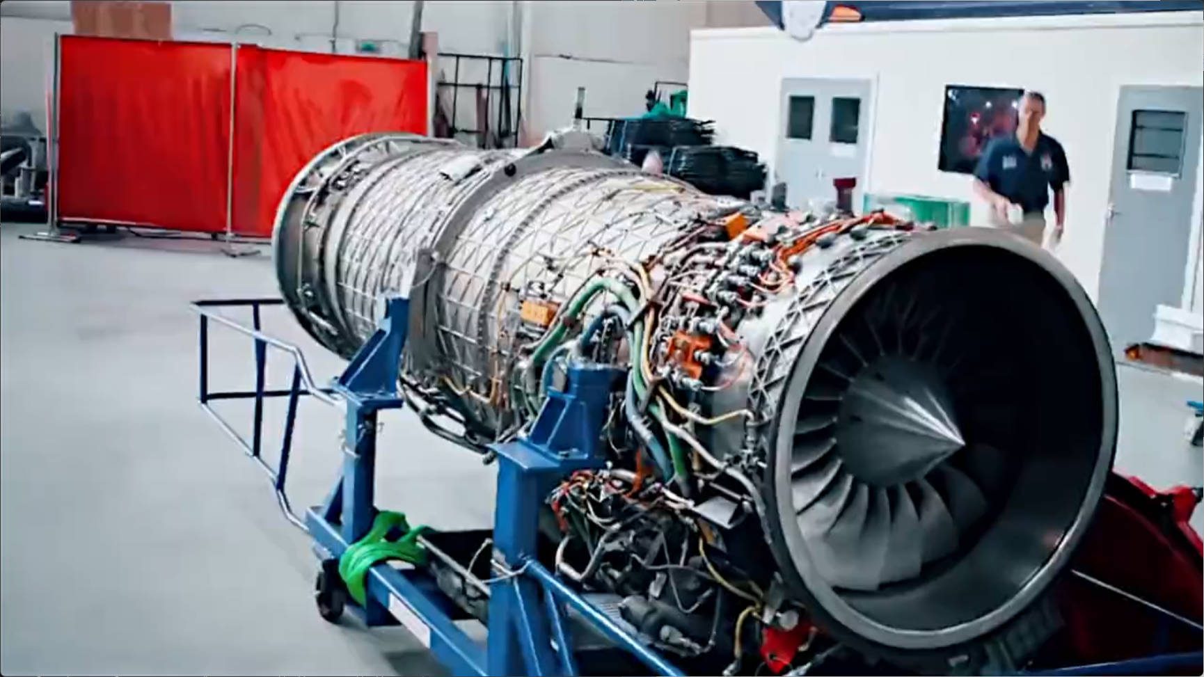 Unveiling the Supersonic Journey: The Story of the Bloodhound SSC Project – Lumira Studio